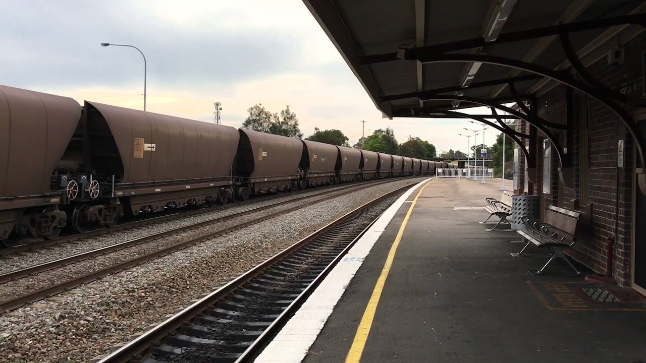 Large Coal Train - YouTube