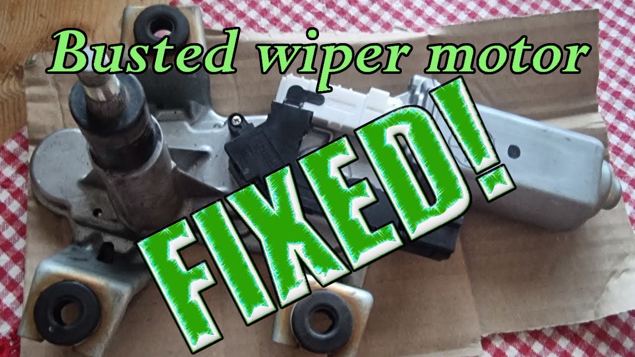 Land Rover Discover 3 LR3. Changing the rear wiper motor, step by step ...