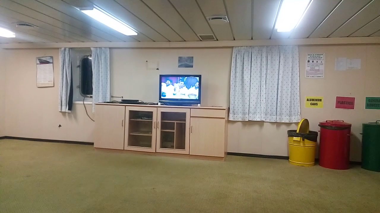 Our ship Smoking rooms - YouTube