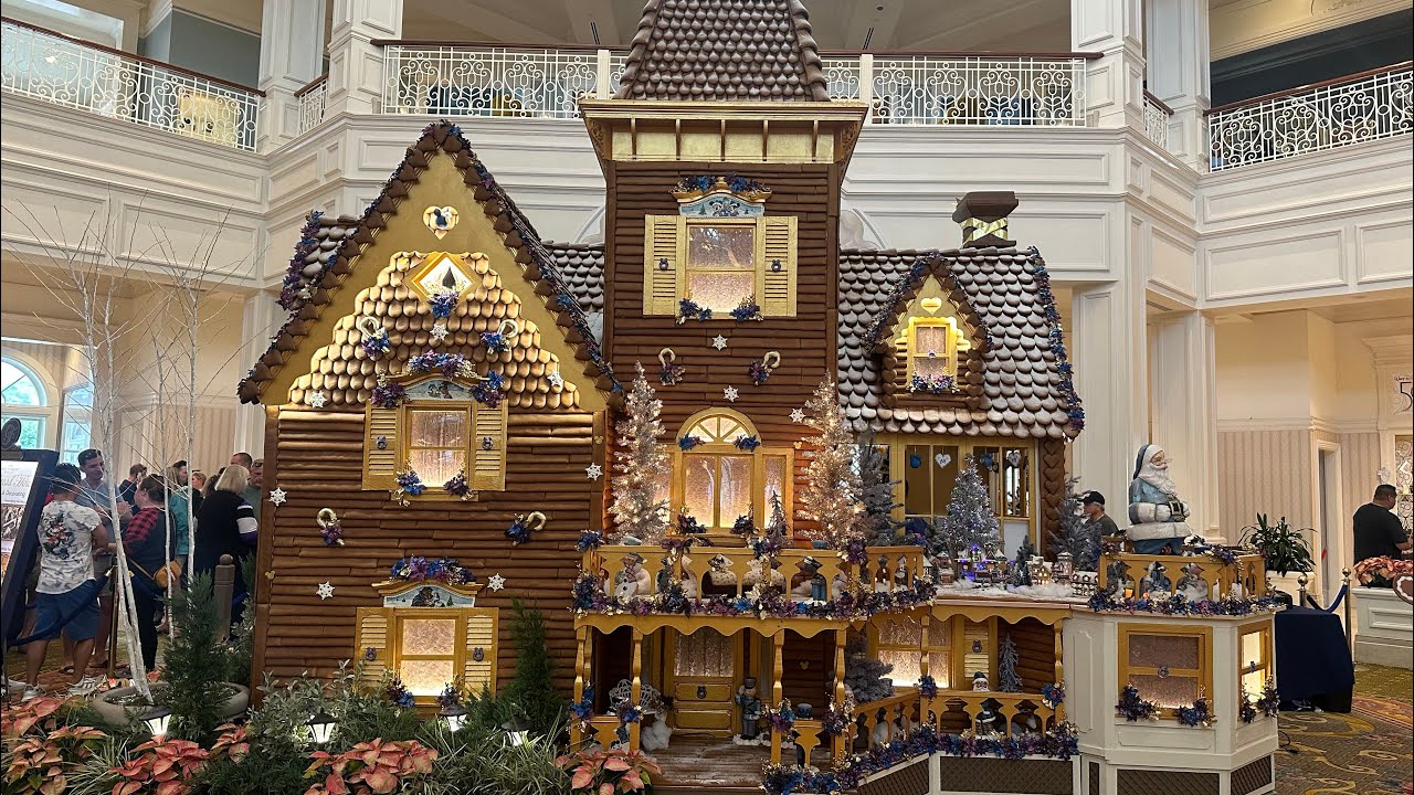 Disney's Grand Floridian Resort & Spa Gingerbread House | 4K - YouTube