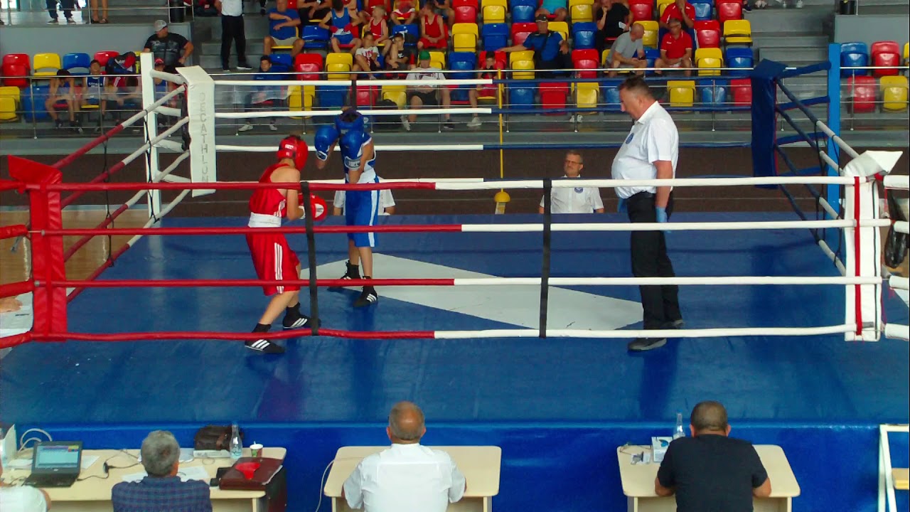 Albu Robert vs Pavel Ionut - YouTube