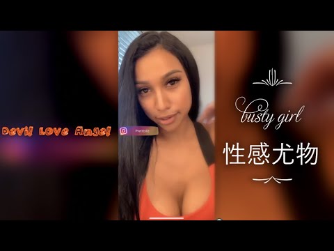 big boobs girl downblouse and show cleavage with sports bra |bigo live| (2020-5-11) part 133