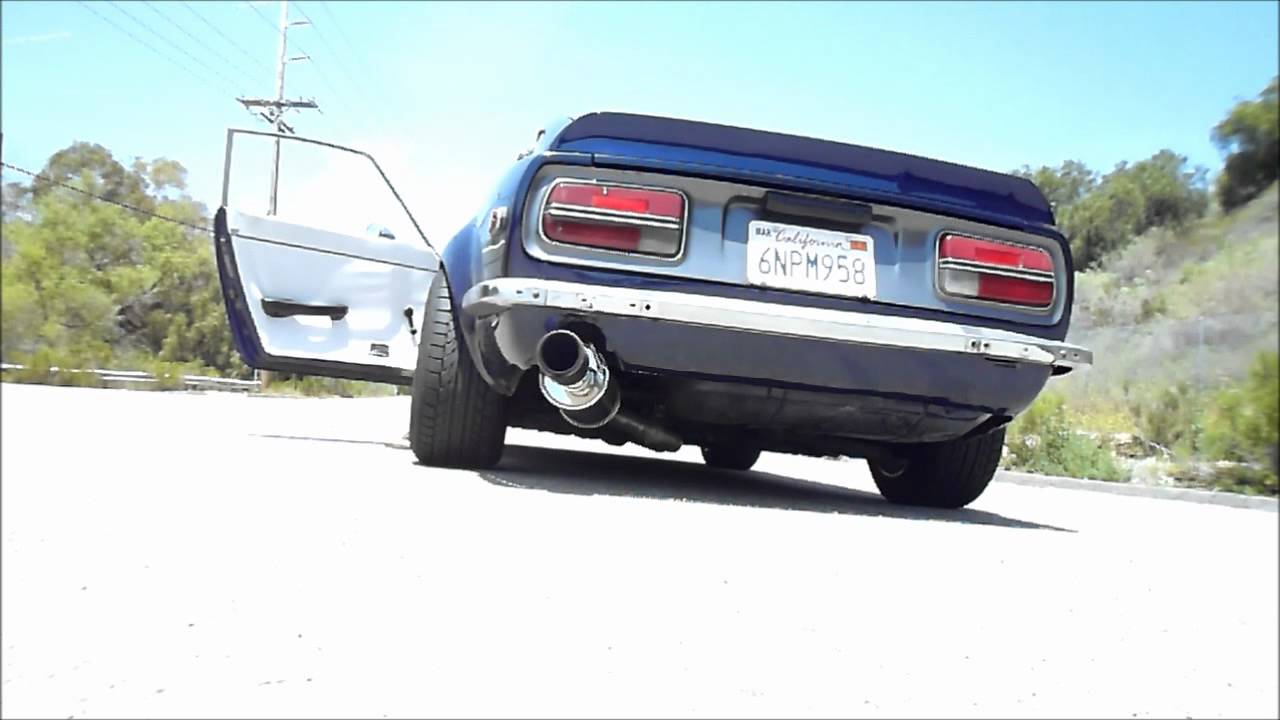 240z Triple Mikuni 44h with Mazdaspeed exhaust - YouTube