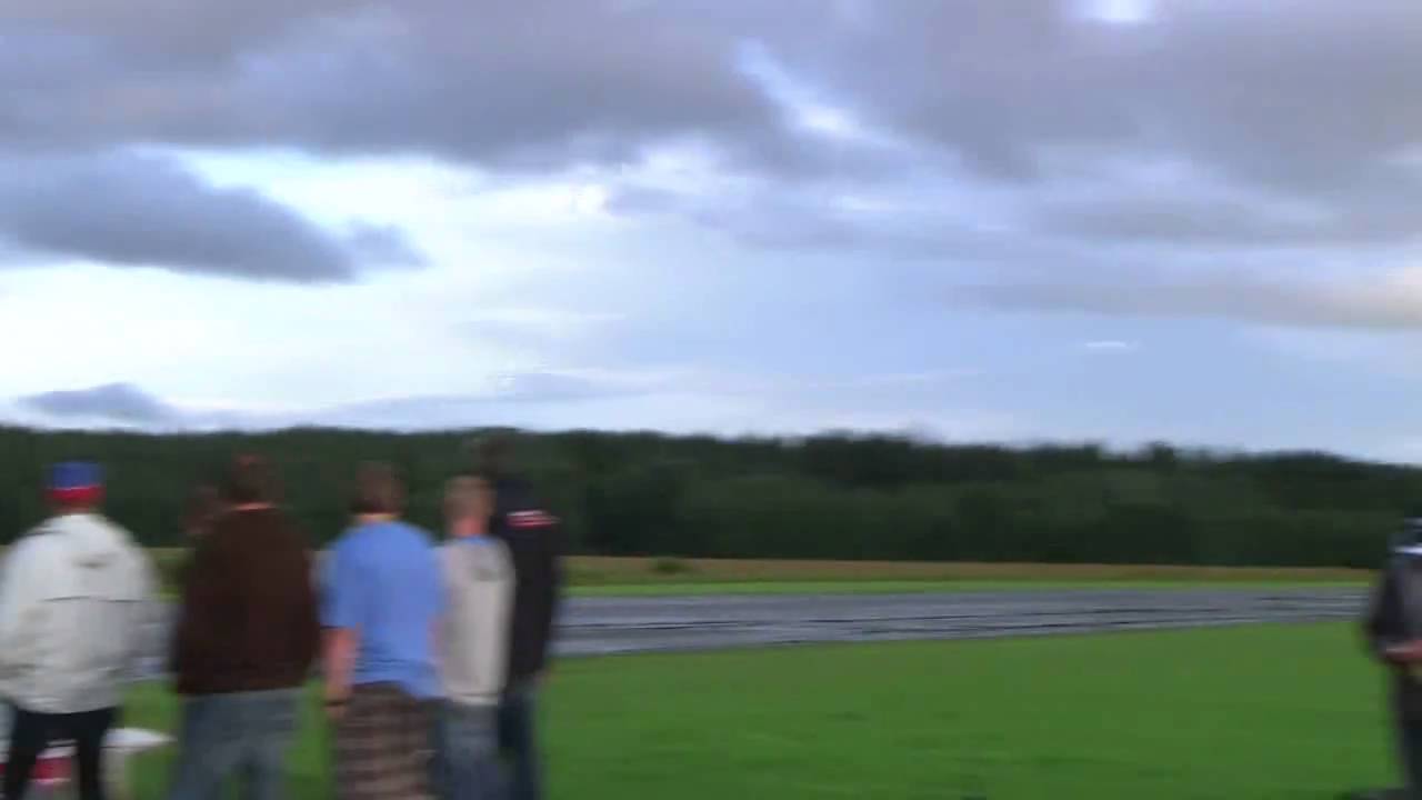 Arvika 2009 - Gränsträffen - Tom Storvik MIG-21 - YouTube