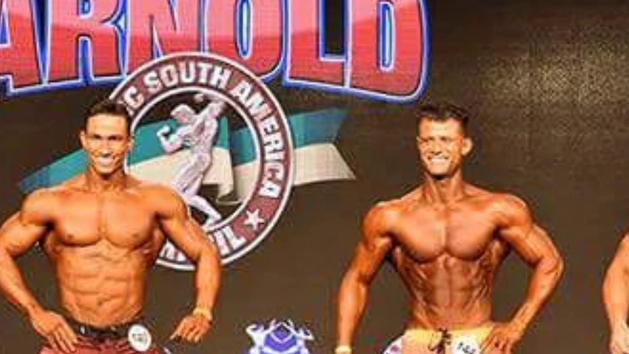 Vinicius Barbosa atleta muscular mens physique!!! - YouTube