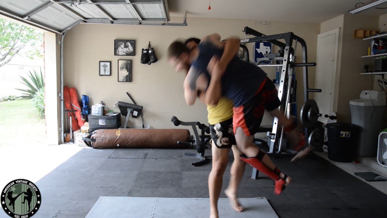 E8: Throw/Dump From the Clinch - YouTube