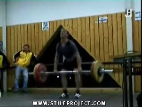 weightlifter accident. this must hurt - YouTube