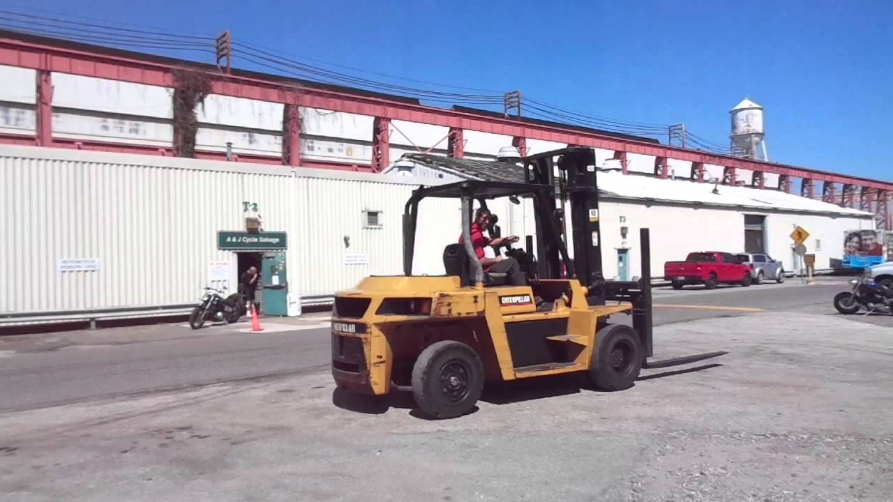 Caterpillar DP70 15,500 lbs Pneumatic Forklift - Heavy Online Equipment ...