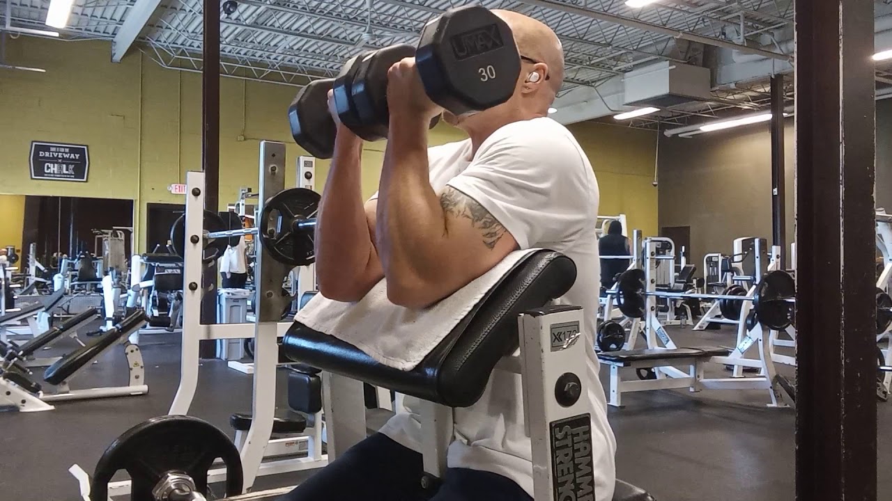 30lb dumbbell preacher curl super set - YouTube