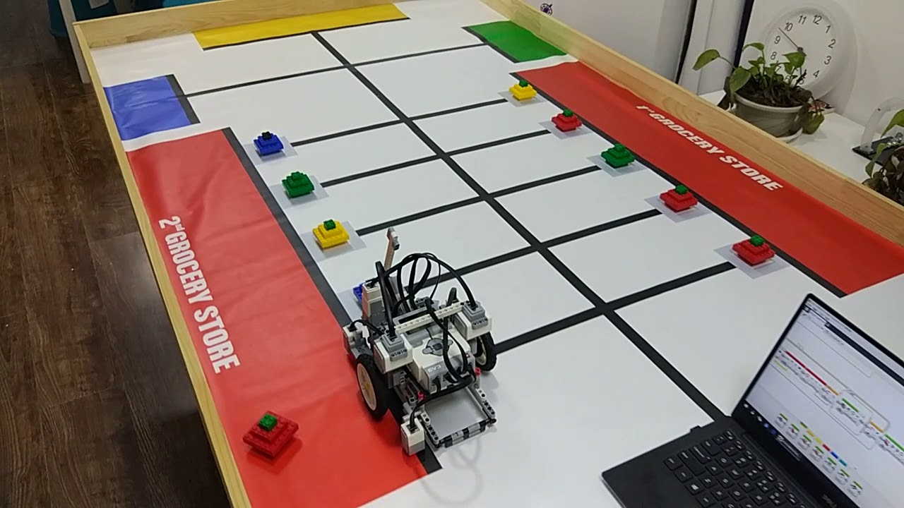 WRO 2018 Elementary Test - YouTube