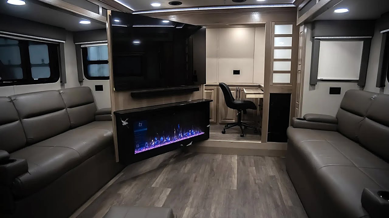 Luxe Regent Fifth Wheel: A Luxury RV with Hidden Room and All-Season ...