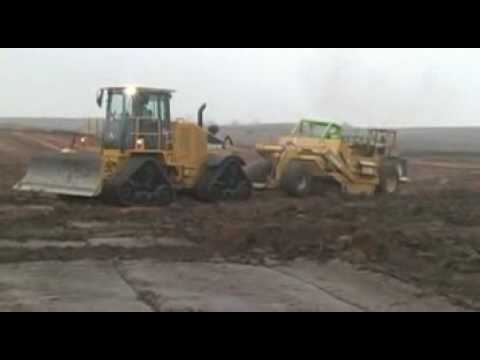 John Deere 764 HSD, high speed dozer- 13cu.yd Scraper Ashland - YouTube