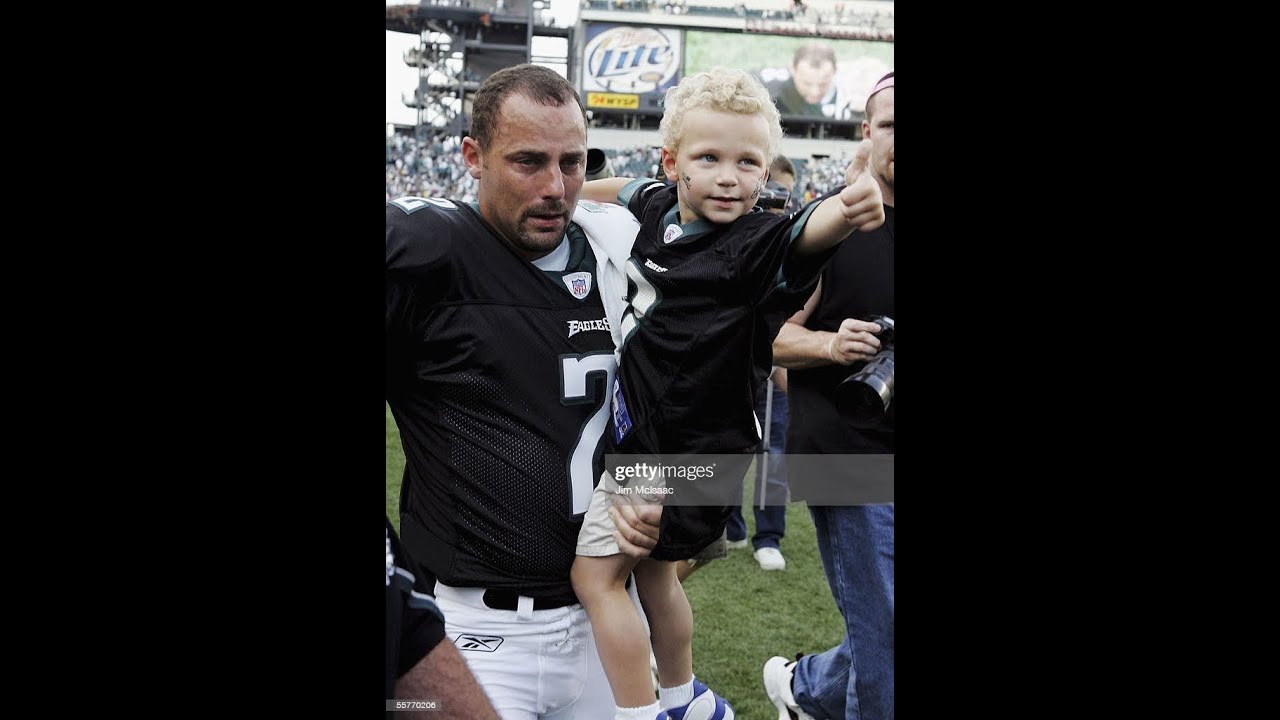 Northwestern Kicker Luke Akers Talking About His Father's David Akers ...