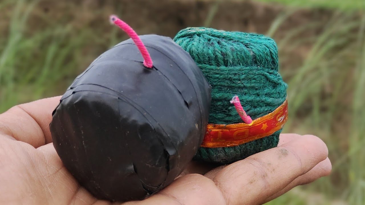 I MADE THIS BLACK BOMB WITH SUTLI BOMB || SUTLI TESTING - YouTube