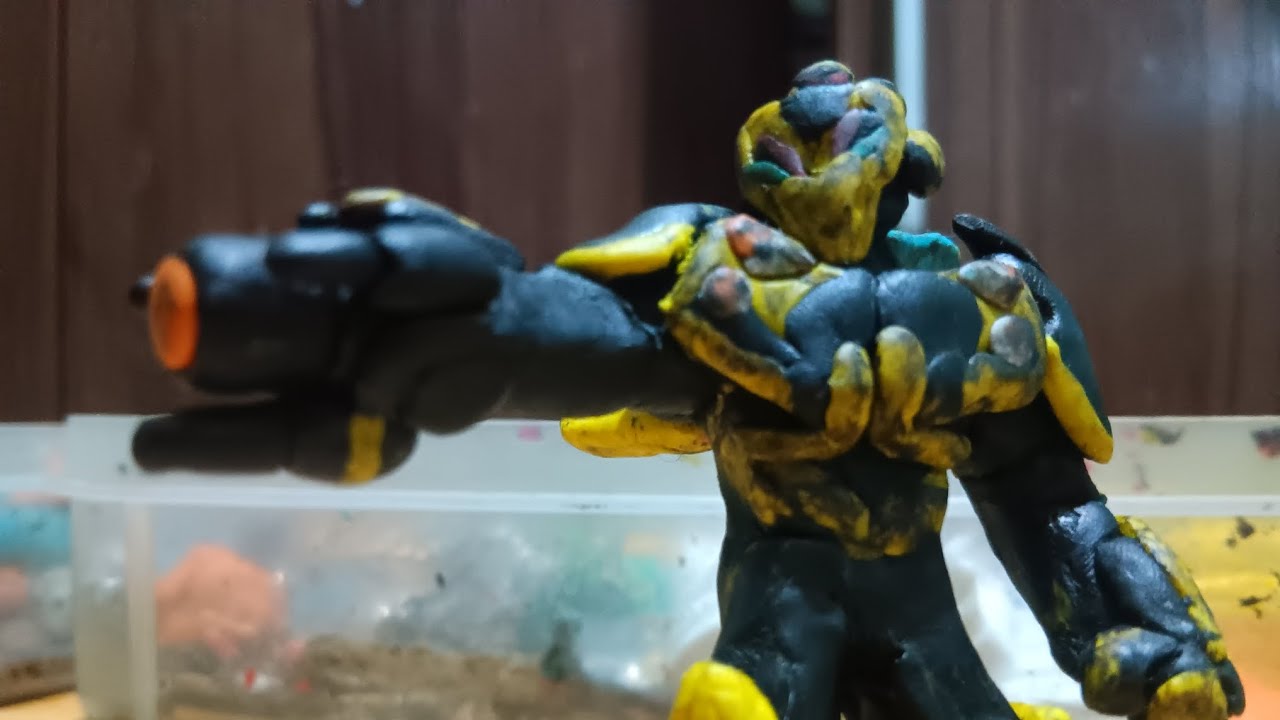 Transformers (Stop Motion animation with clay) Bumblebee clay (part 1 ...
