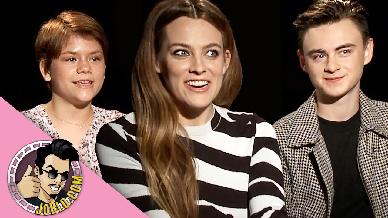Riley Keough, Jaeden Martell & Lia McHugh Interview for The Lodge - YouTube