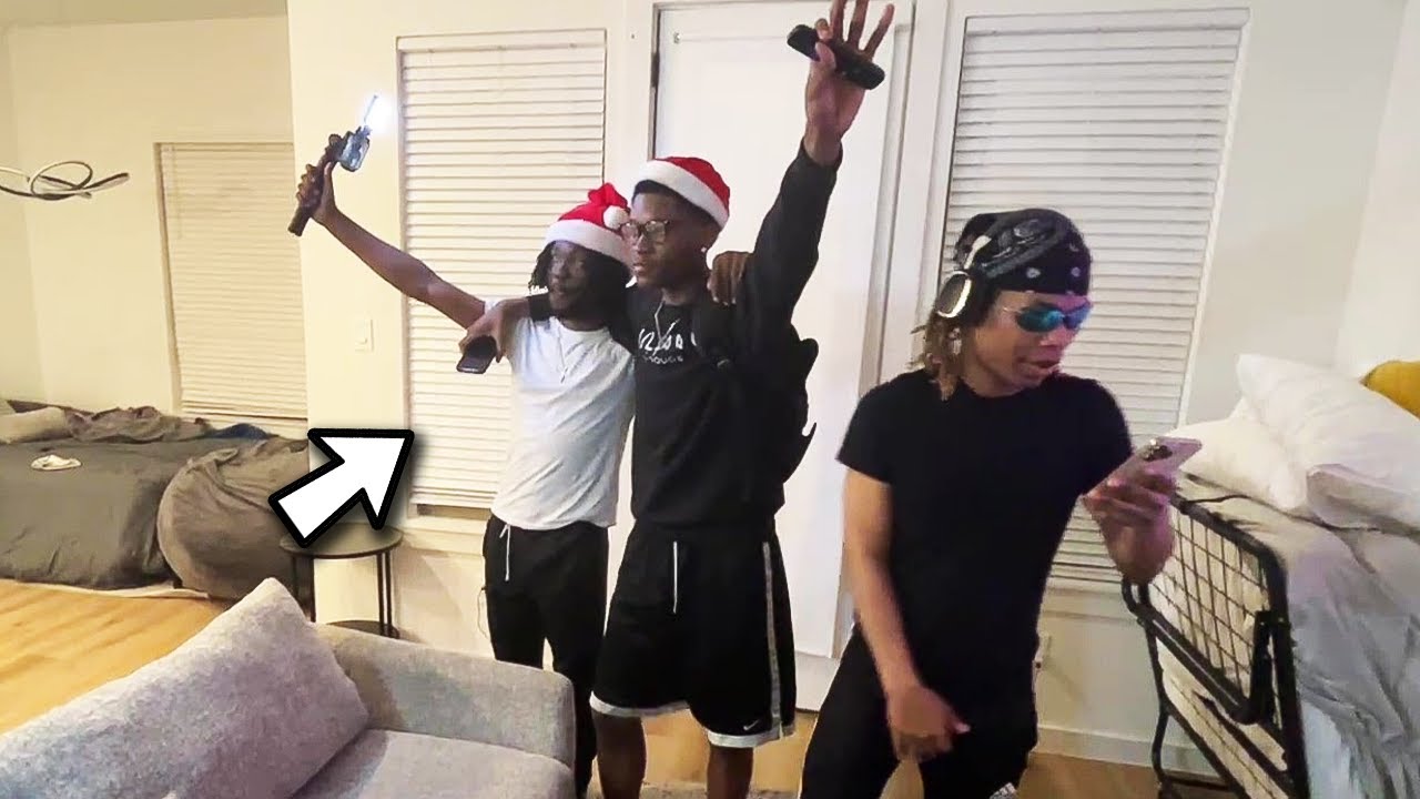 NEW WAVE HOUSE TOUR - YouTube