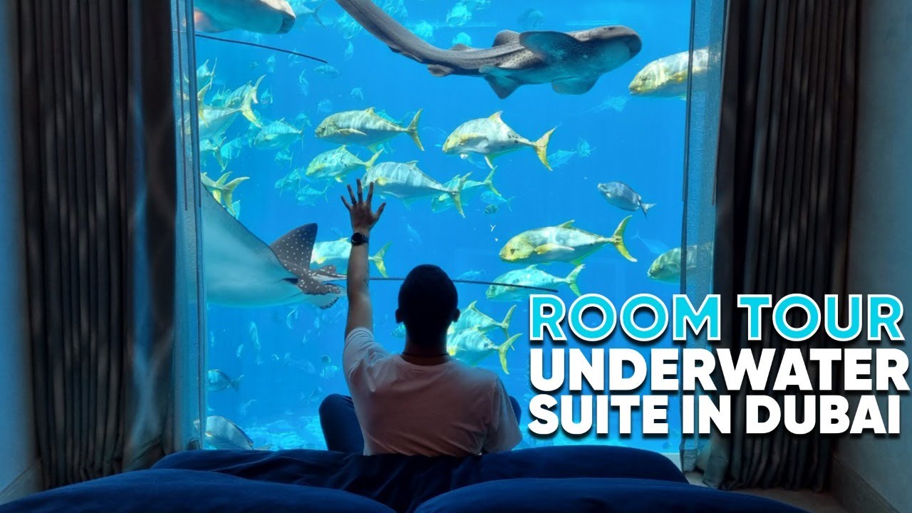 Atlantis Resort Underwater Rooms Archaeological Finds' In The Aquarium
