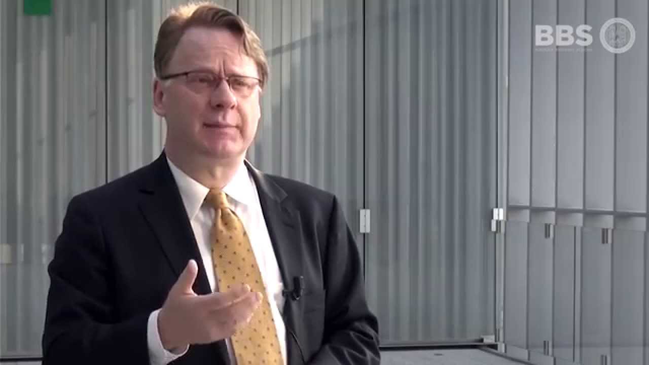 Your Strategy needs a Strategy - Martin Reeves - YouTube