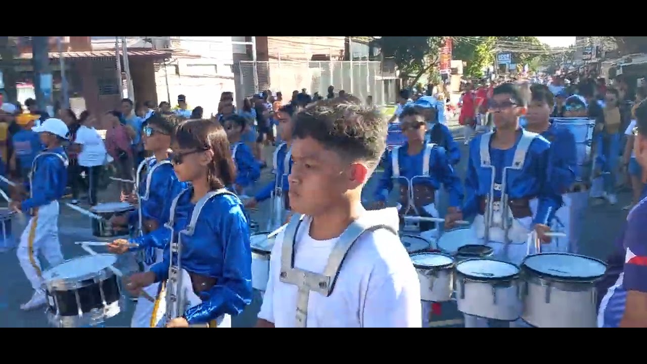 Antipolo City Drum and lyre Parade, Competition - YouTube