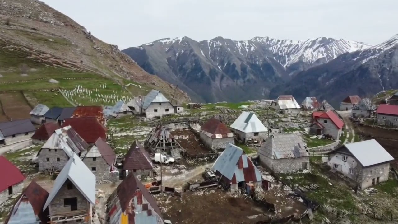 Umoljani-Lukomir Hike - YouTube