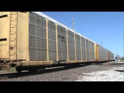 UP 7632 with S/B manifest train. - YouTube