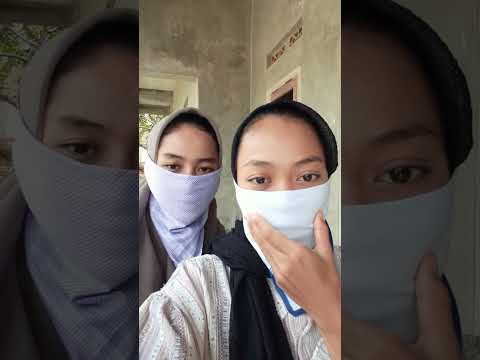 safety riding dengan masker saputangan