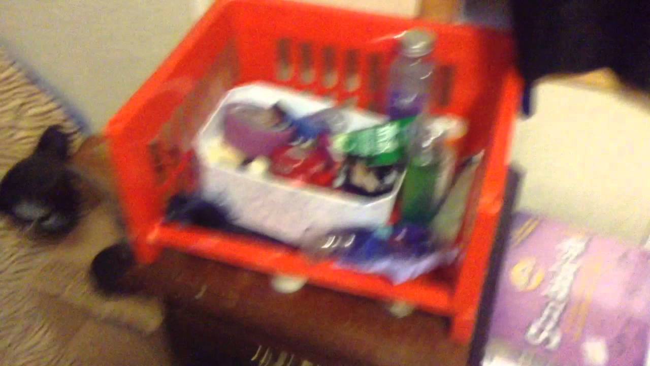Room Tour! - YouTube