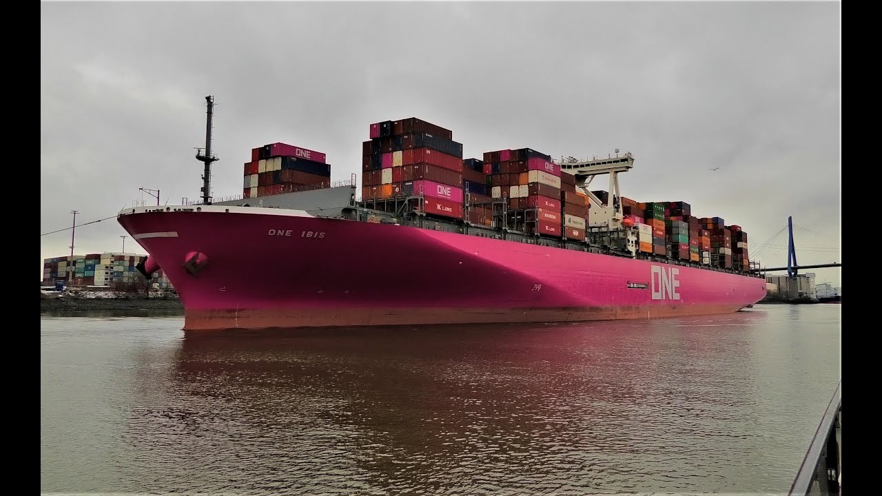 1080p ONE Ibis & Cosco Universe beeindruckend nahe vorbeifahrt mit der ...