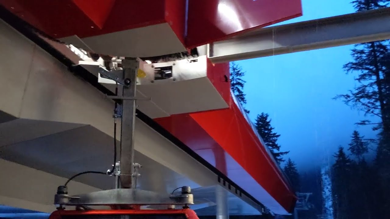 Gondola Door Closing Rail Parking - CWA Doppelmayr - YouTube
