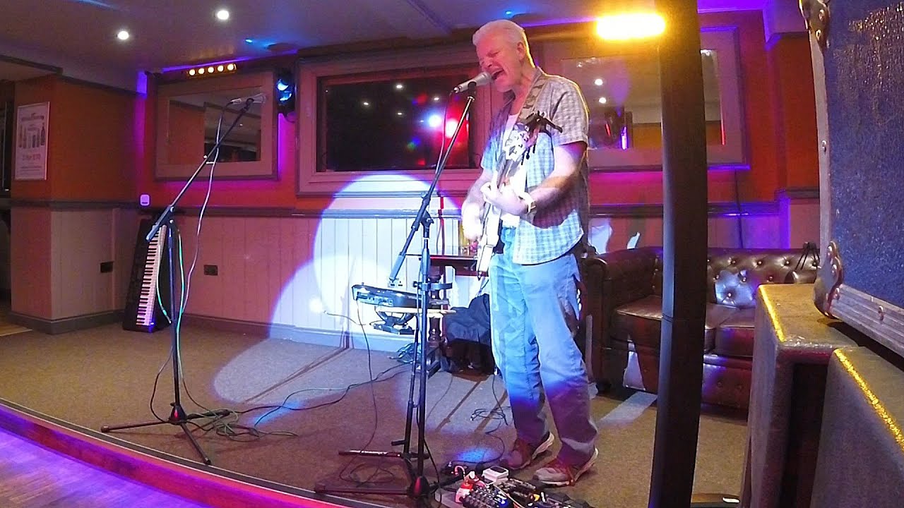 Hot Chip Over and Over live looped guitar cover highlights Paul ...