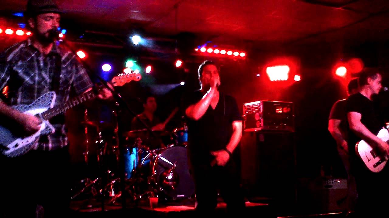 Bob Guiney Band aka Fat Amy - YouTube