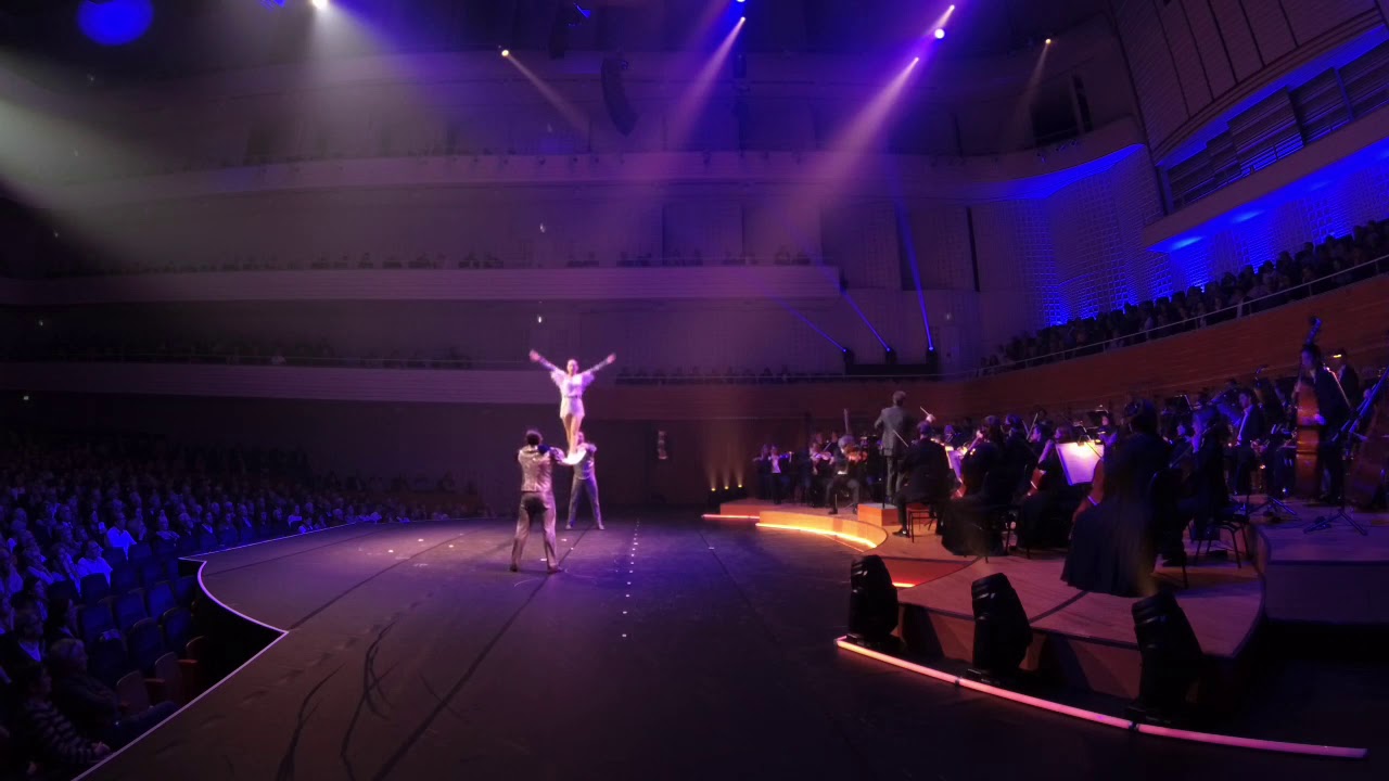 Acrobat Russian Bar with Symphony - YouTube