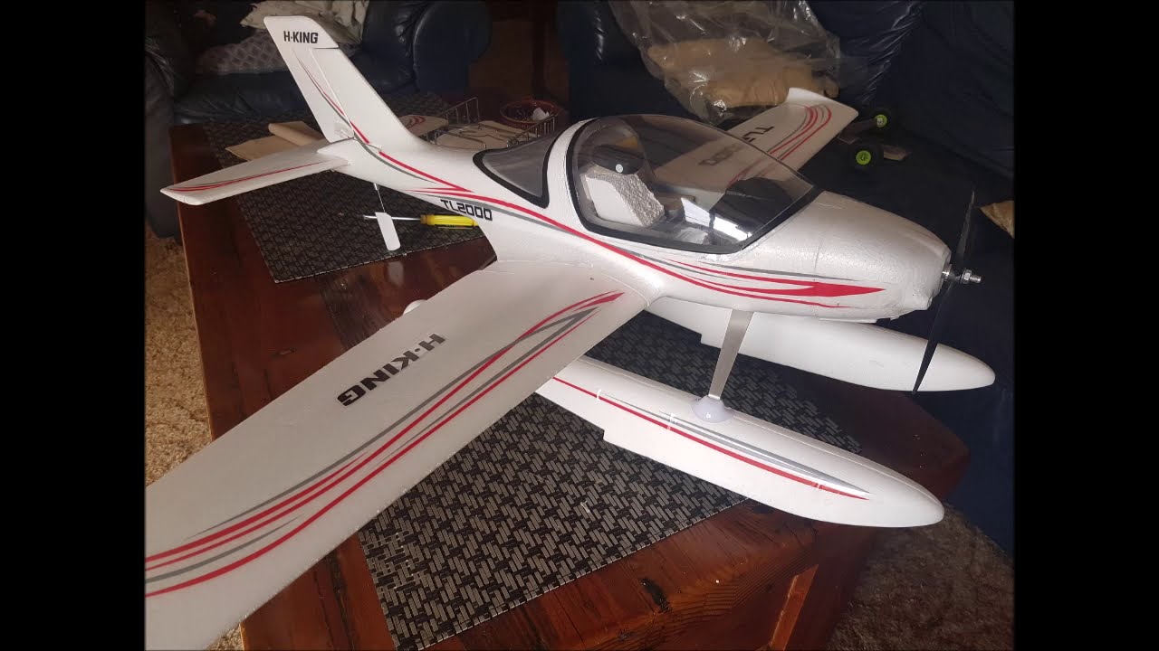 TL2000 with floats - YouTube