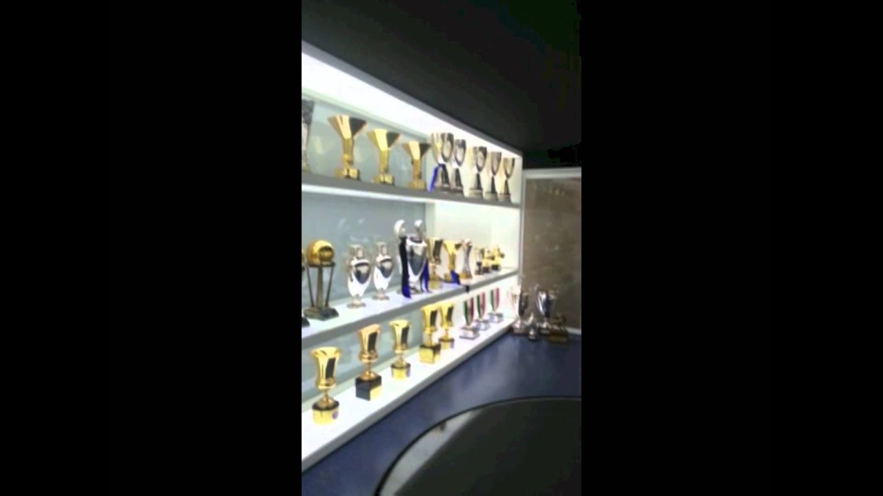 FC Inter Trophies Hall - YouTube