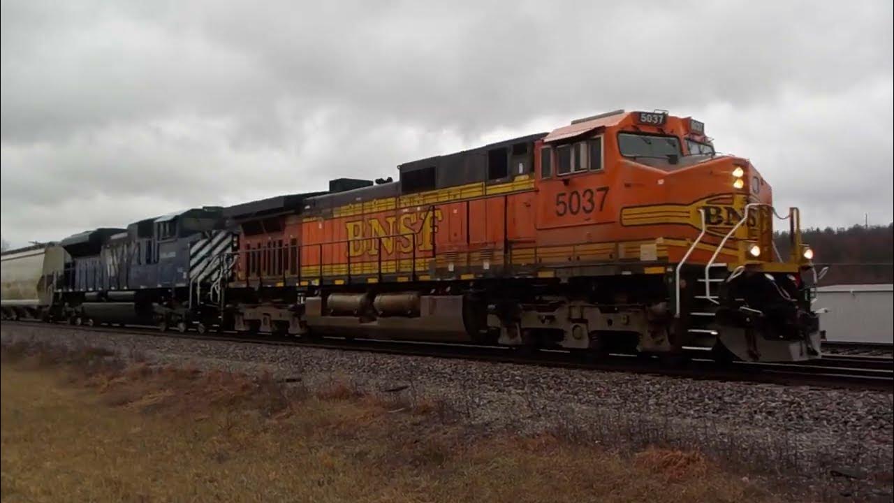 MRL 4303 (2nd unit) w/BNSF 5037 leading H-GFDKCK 4/7/24 - YouTube