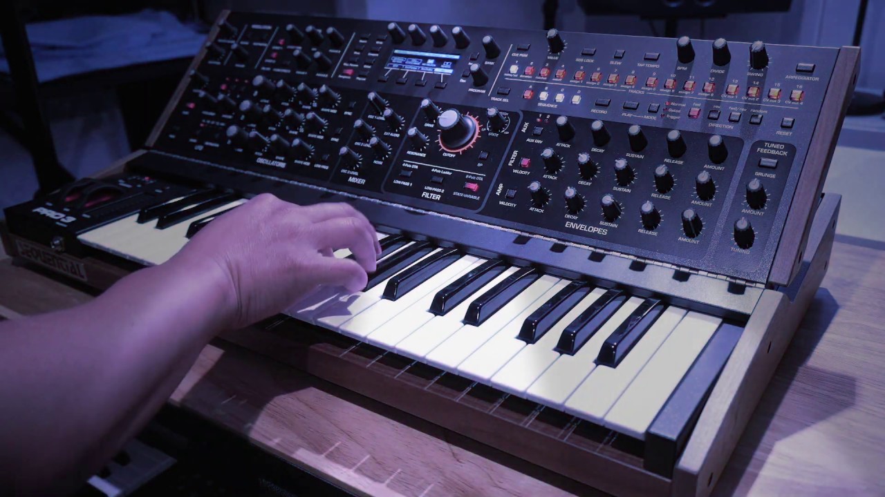 Sequential Pro 3 SE - Chords and a sequence - YouTube