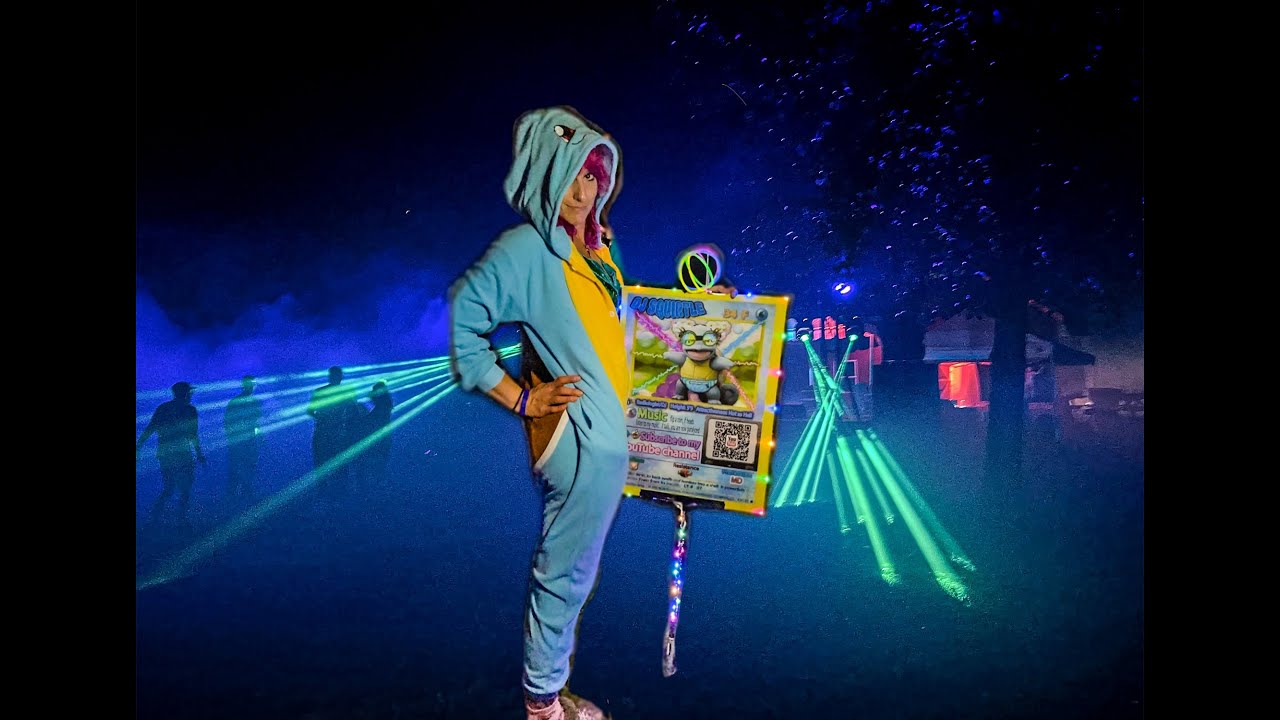 DJ Squirtle Live at FoxFest 2021 - YouTube