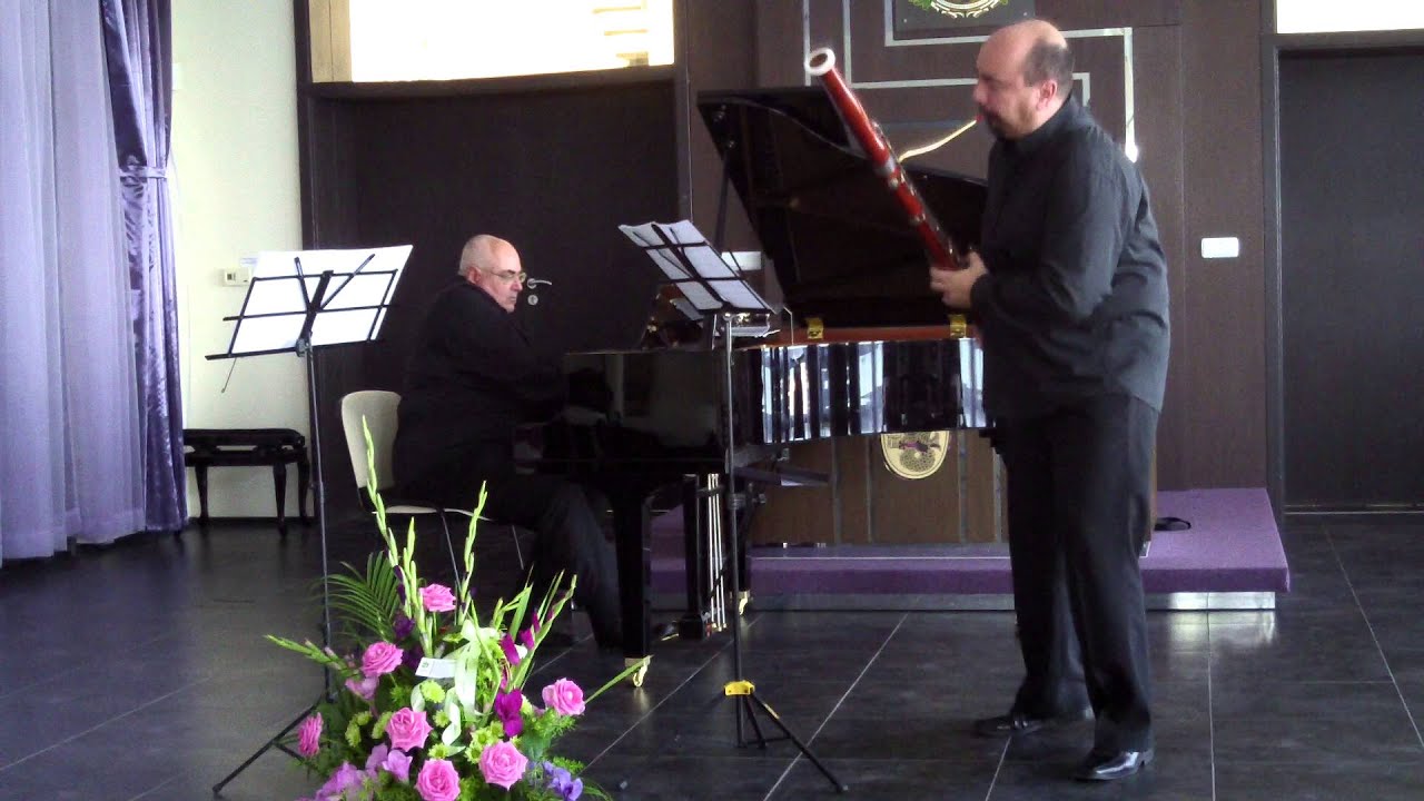 Jaques Ibert - Arabesque for bassoon and piano - YouTube