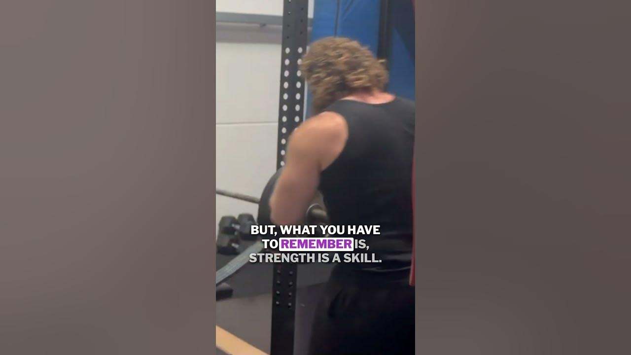 Why bodybuilders are bigger than powerlifters - YouTube