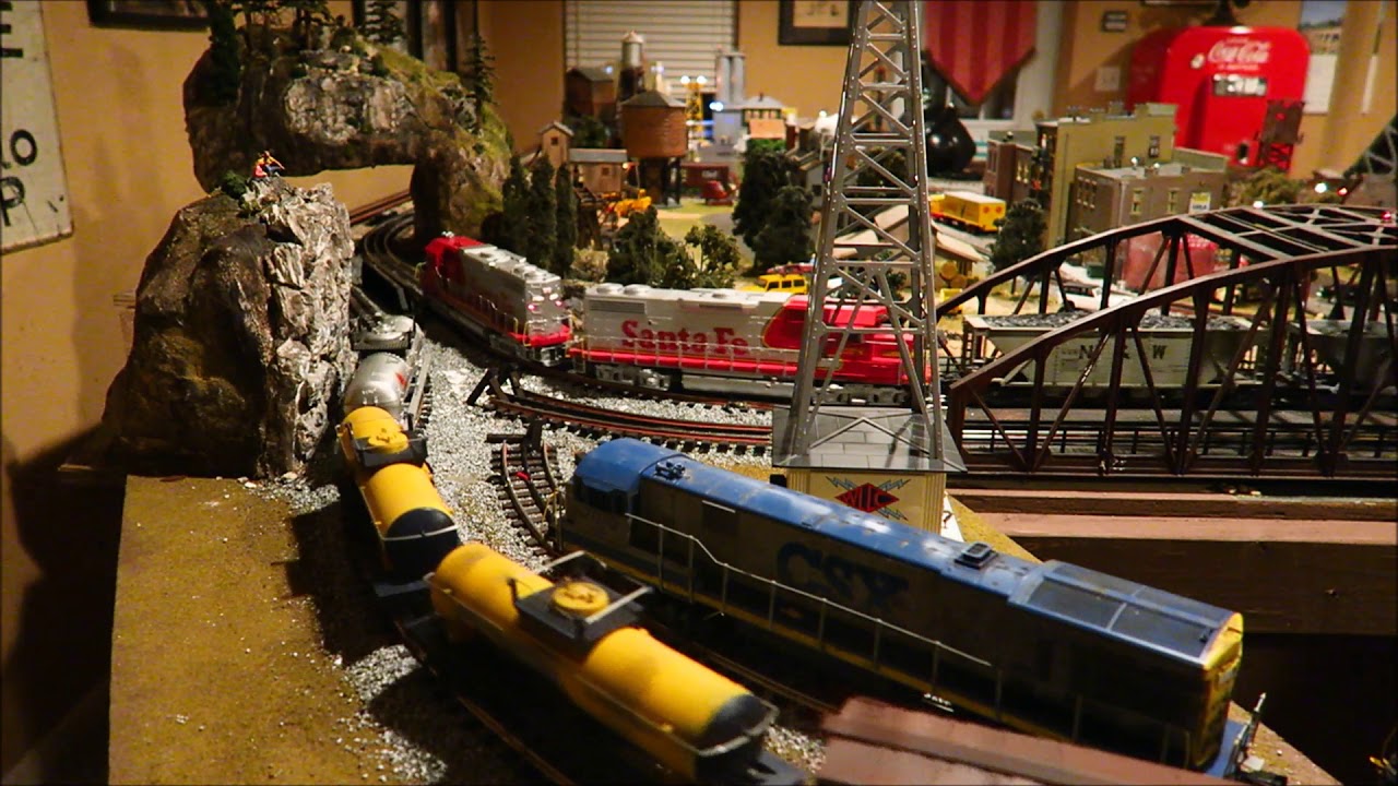 MTH O Gauge Train Layout featuring Santa Fe and Union Pacific Power ...