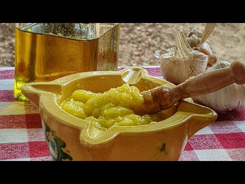 Ali oli casero en mortero, ¡Con 2 ingredientes solo¡ \