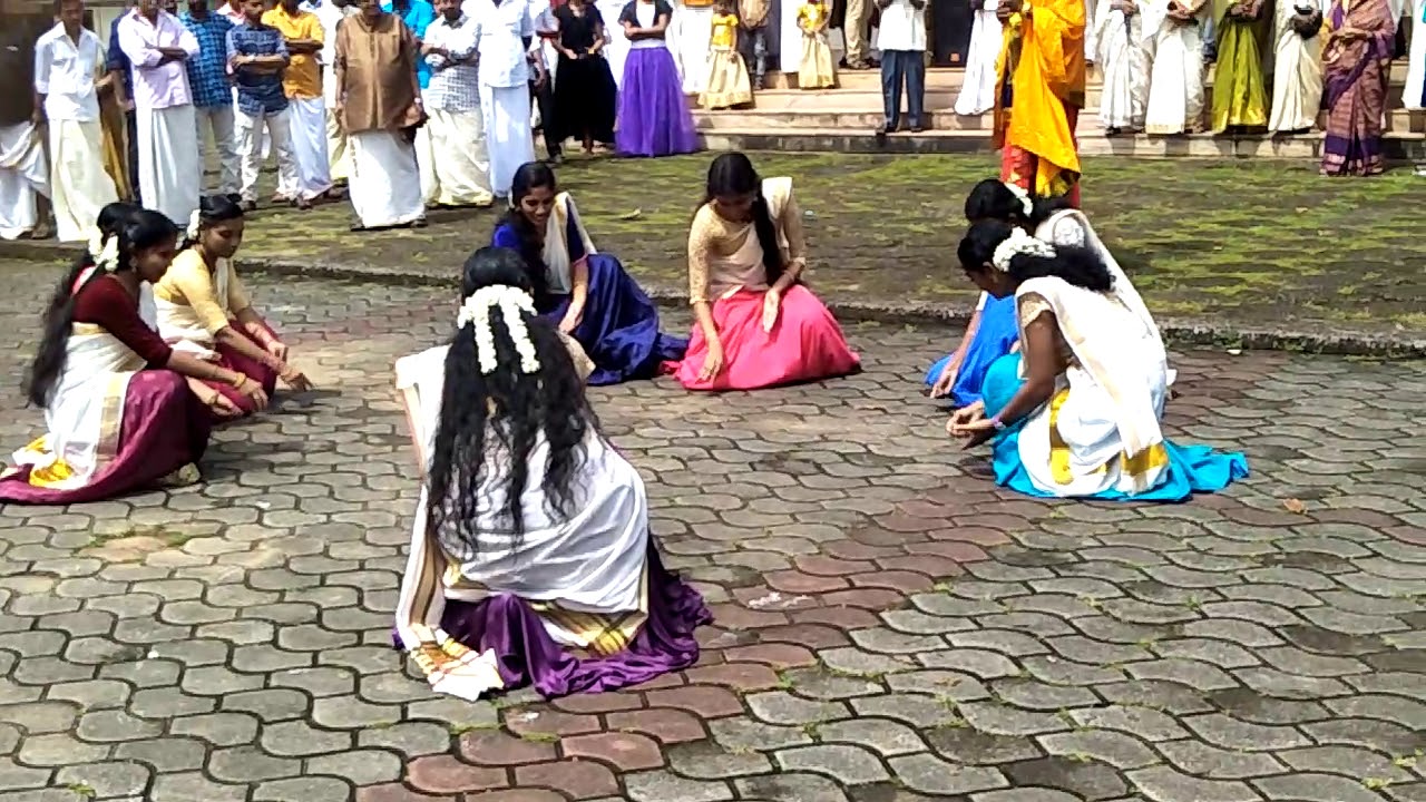 Beautiful onam dance - YouTube