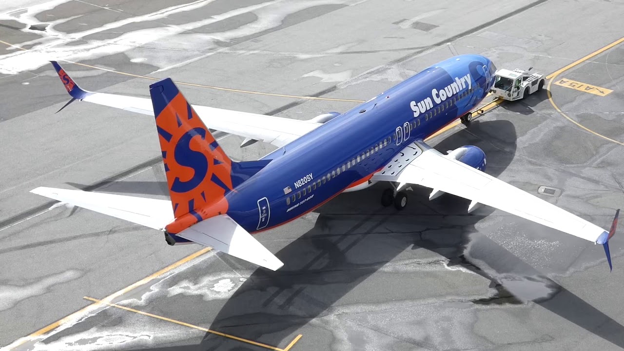 [HD] Sun Country Boeing 737-800 [N820SY] Pushback, Startup at San ...