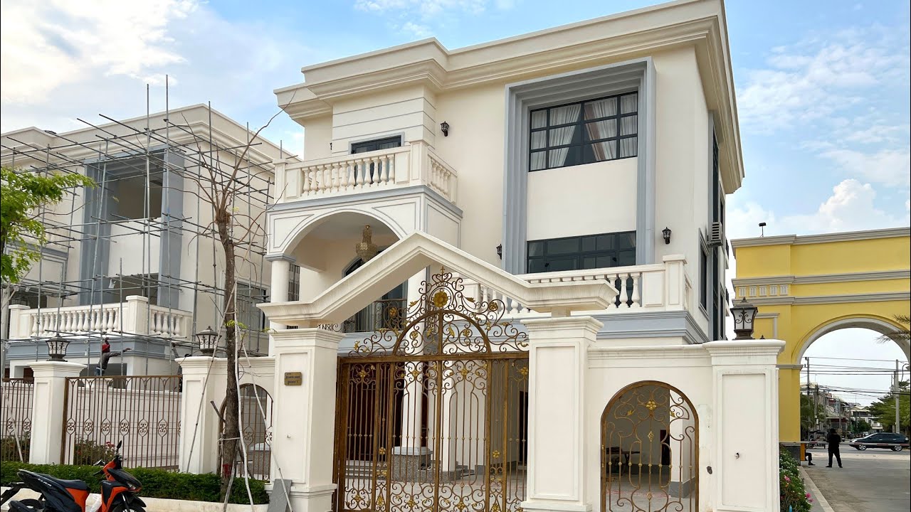 Decor Villa Queen B Borey Bright Line - YouTube