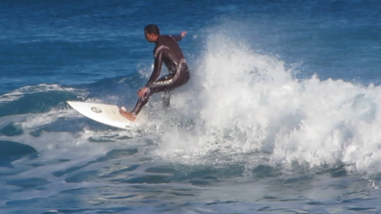 surf in Niijima - YouTube