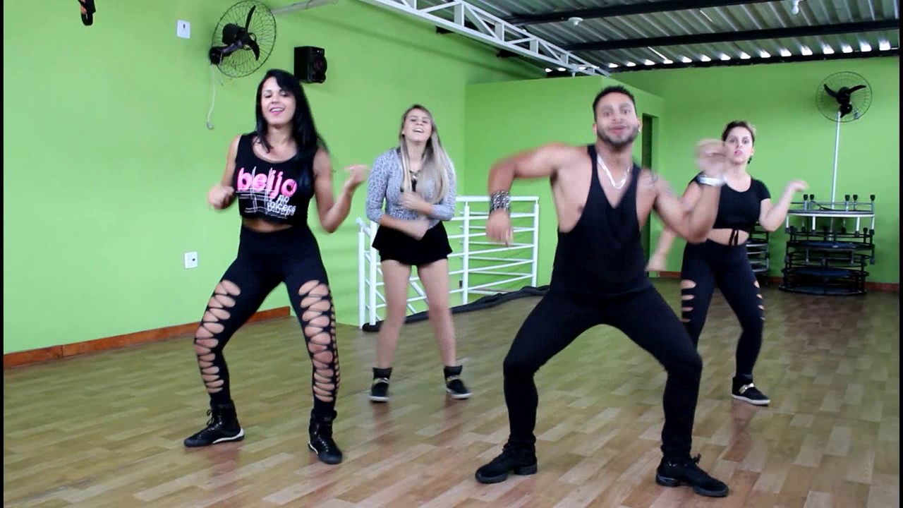 Roça roça - Mc brinquedo ( coreografia ) Total Dance - YouTube
