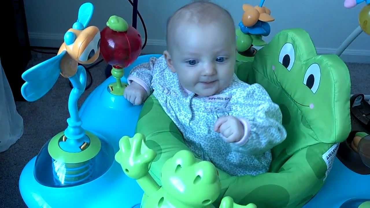 Allie playing - 9 weeks 1 day - YouTube