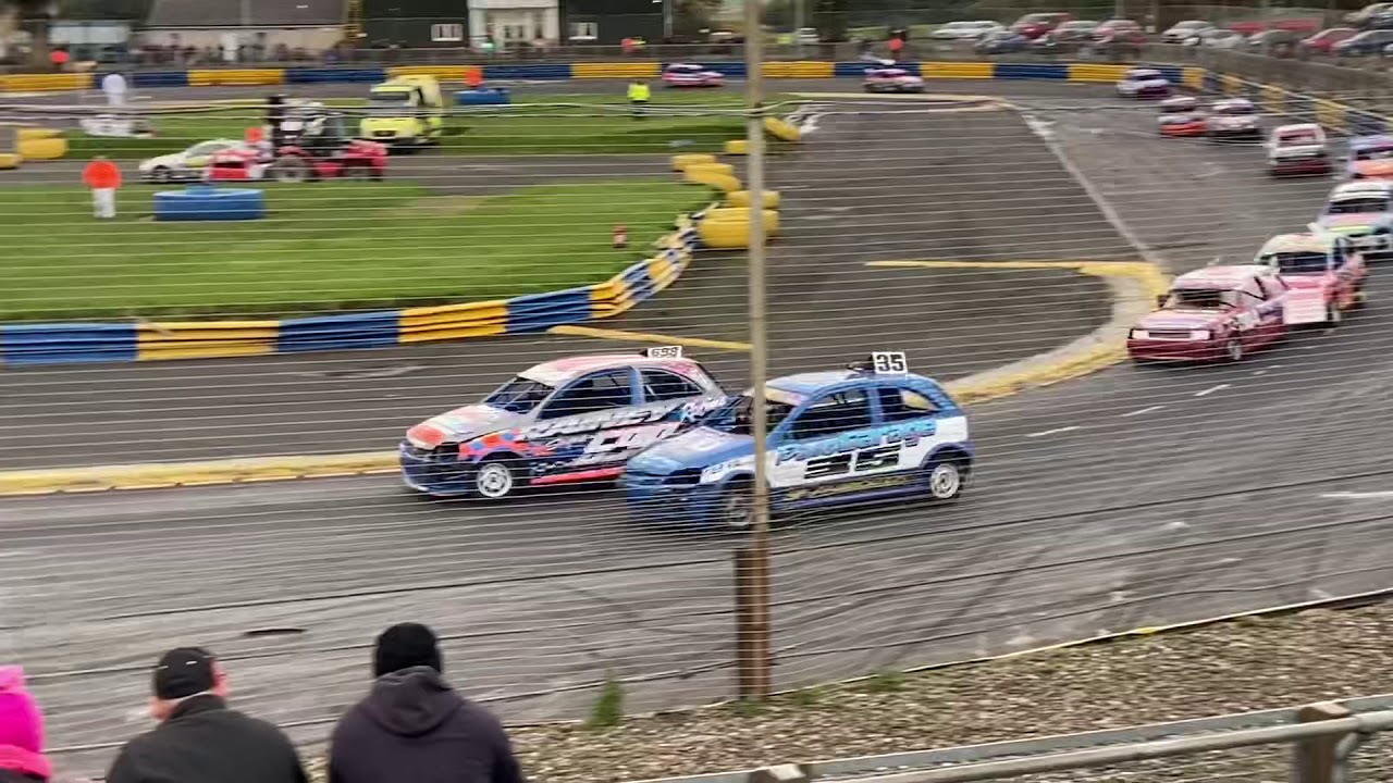 Junior productions fife champ @ Lochgelly raceway - YouTube