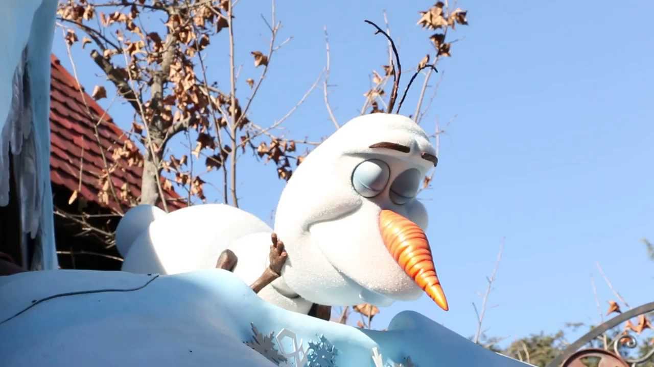 Sleepy Olaf - Disneyland - YouTube